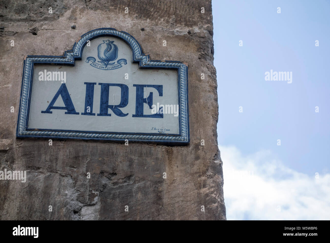 Street sign granada spain hi-res stock photography and images - Alamy