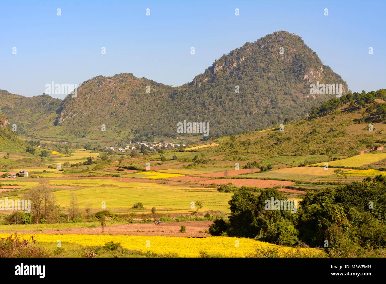 Kalaw mountain hi-res stock photography and images - Alamy