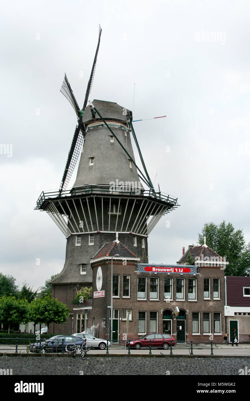 Holland de gooyer windmill hi-res stock photography and images - Alamy