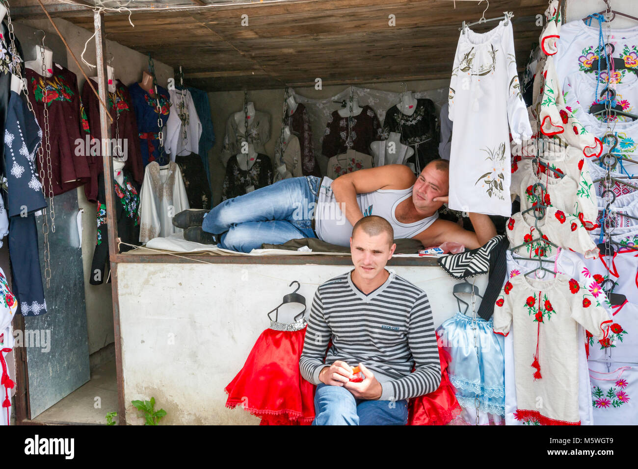 Market day in town of Kosiv, Carpathian Mountains, Pokuttya ...