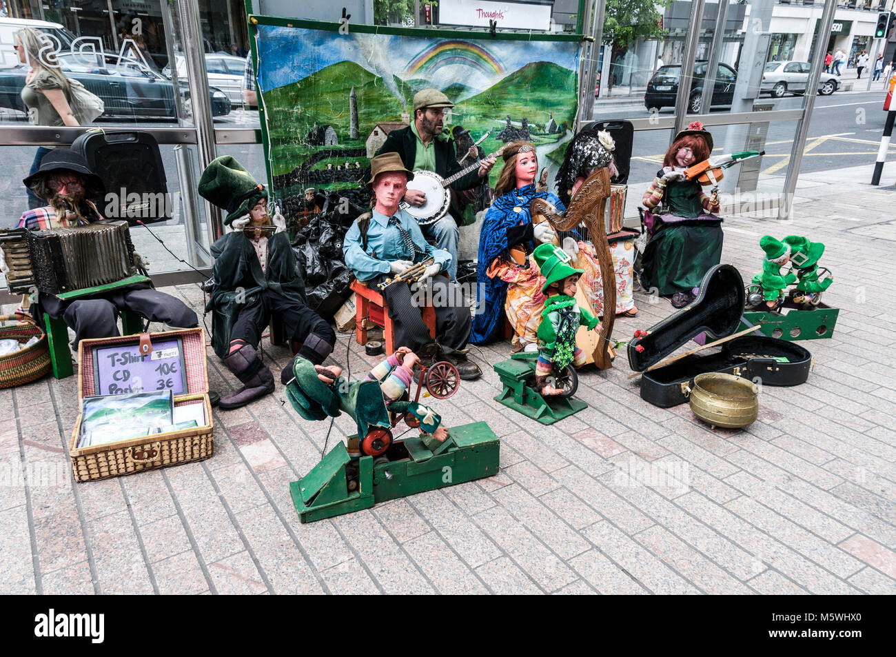 Irish puppets hi-res stock photography and images - Alamy
