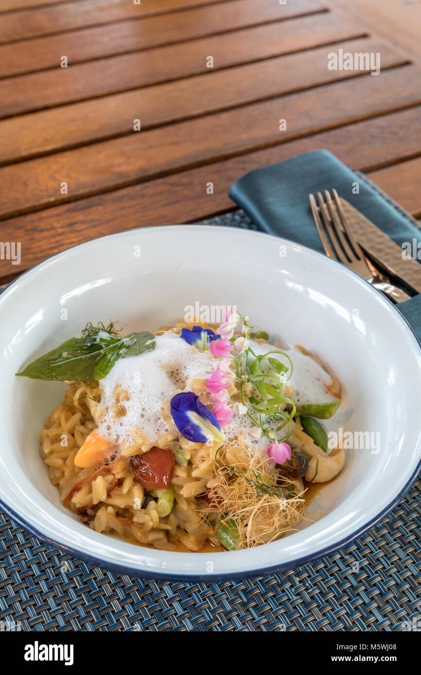 Mushroom risotto in pan hi-res stock photography and images - Alamy