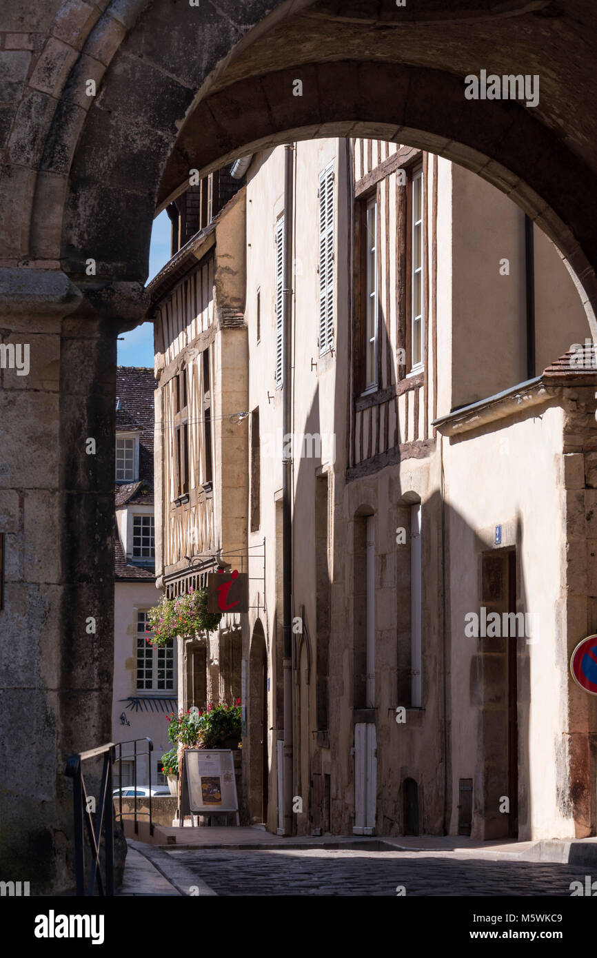 Medieval Street Avallon Yonne Bourgogne-Franche-Comte France Stock ...