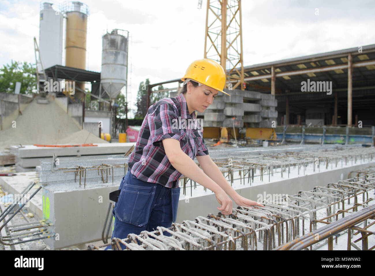 Engineer inspecting construction site hi-res stock photography and ...