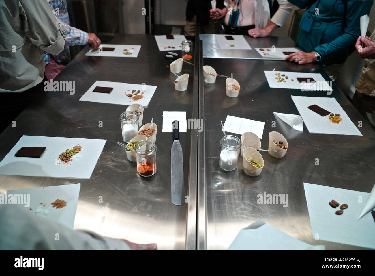 Chocolate class hi-res stock photography and images - Alamy