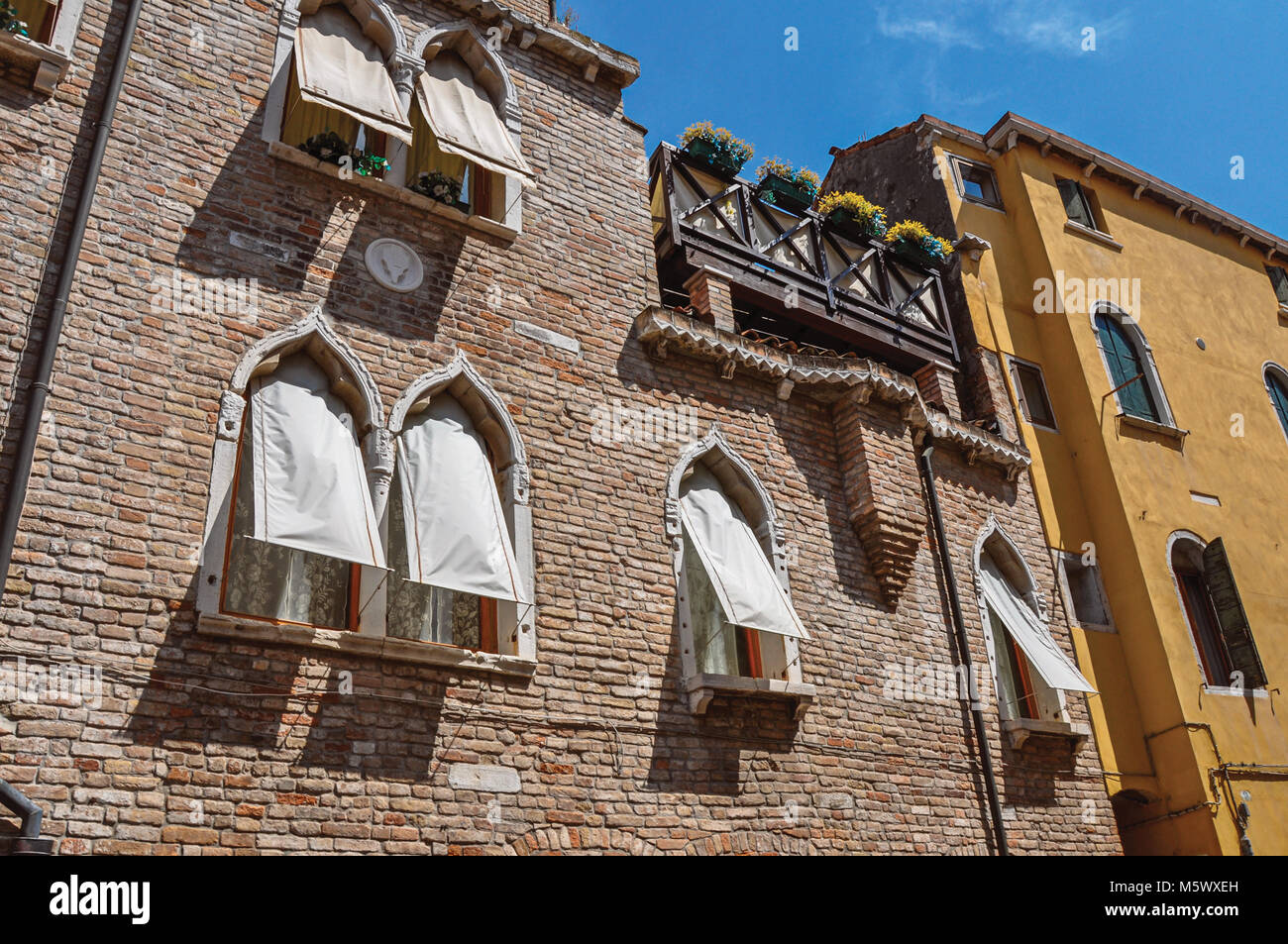 Gothic blind arch hi-res stock photography and images - Alamy
