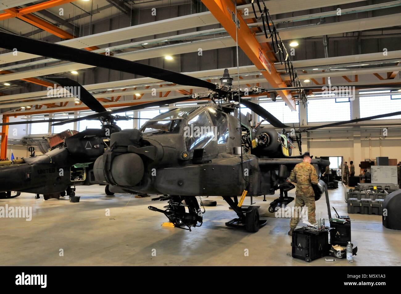 Soldiers of 1st Battalion, 3rd Aviation Regiment (Attack Reconnaissance ...