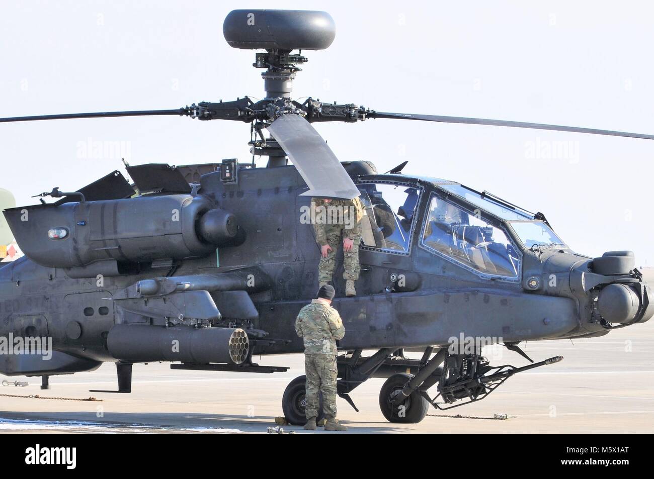 U.S. Soldiers with the 1st Battalion, 3rd Aviation Regiment (Attack ...
