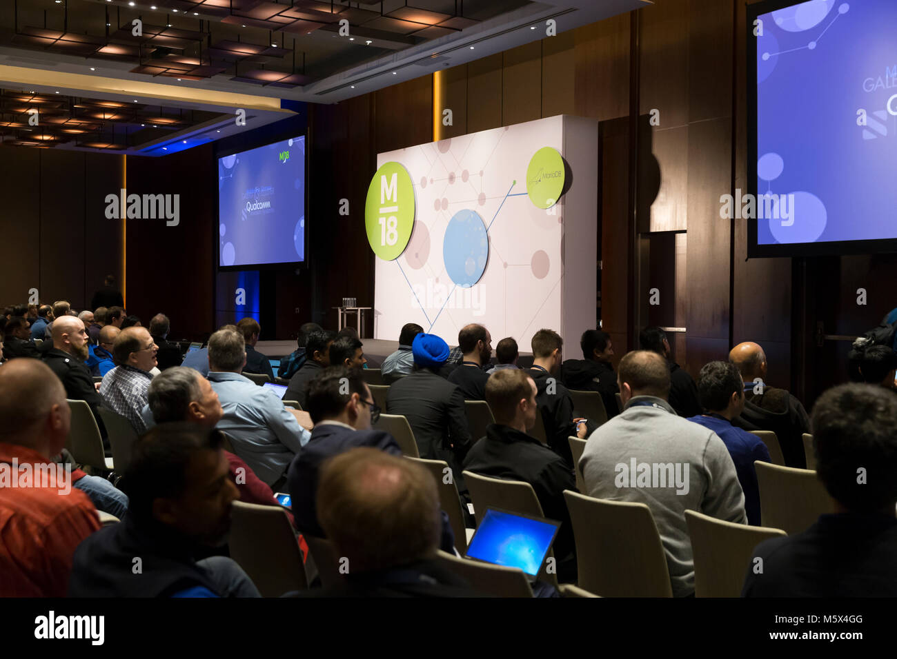 Annual programmer hi-res stock photography and images - Alamy