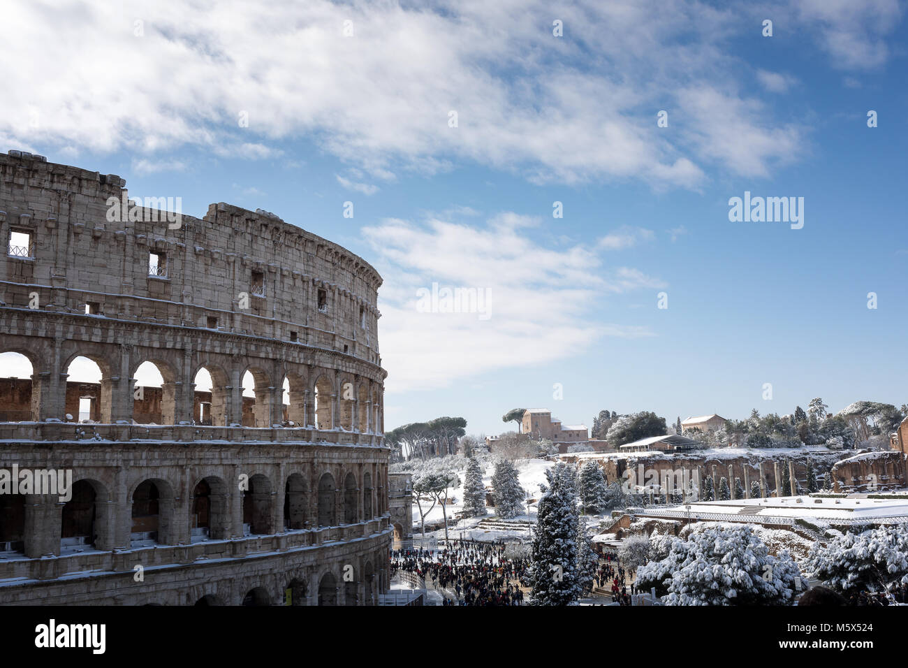Rome, Italy. 26th Feb, 2018. An exceptional weather event causes a cold ...