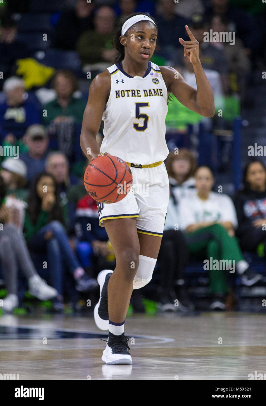 South Bend, Indiana, USA. 25th Feb, 2018. Notre Dame guard Jackie Young ...