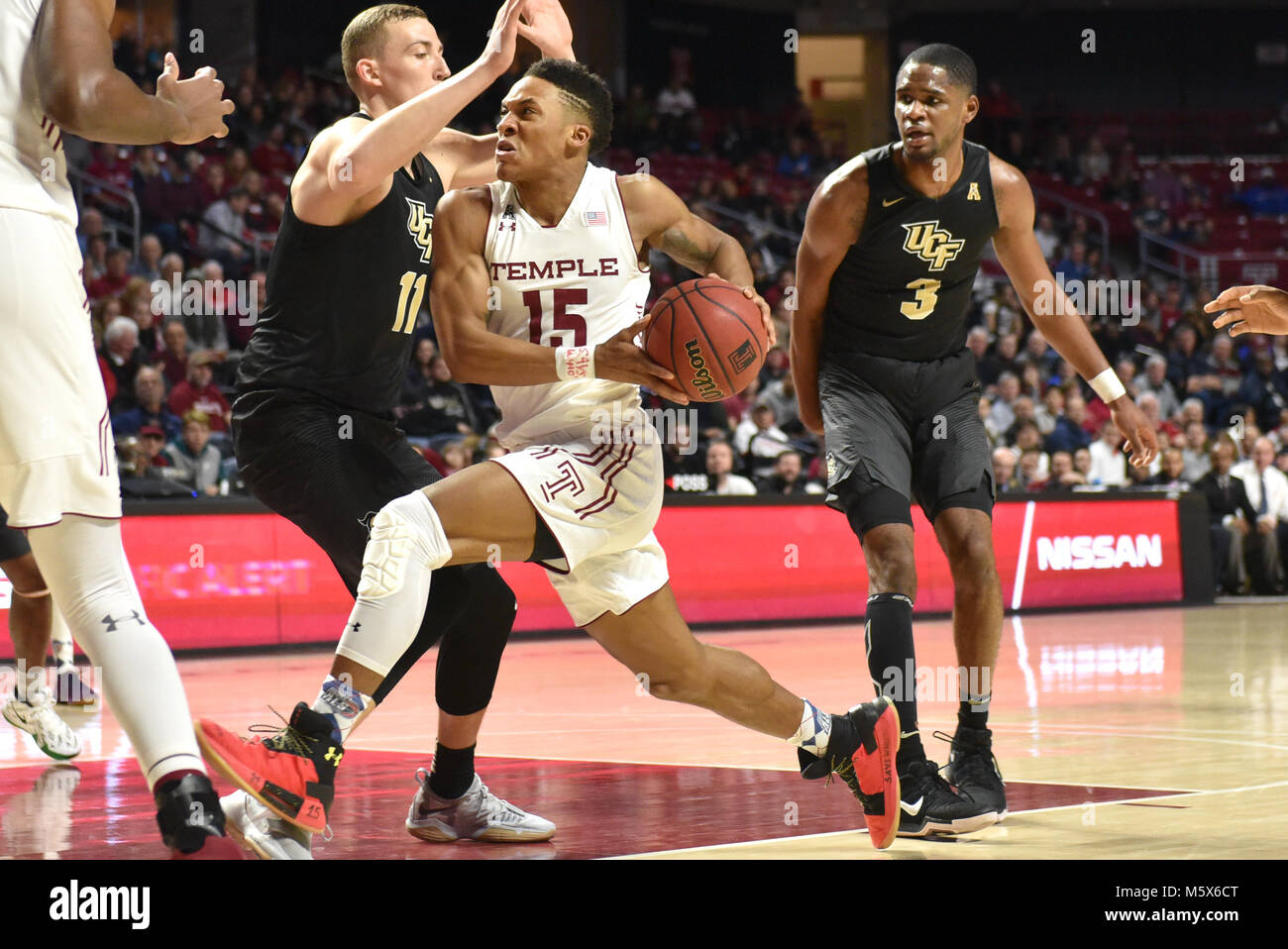 Philadelphia, Pennsylvania, USA. 25th Feb, 2018. Temple Owls guard NATE ...