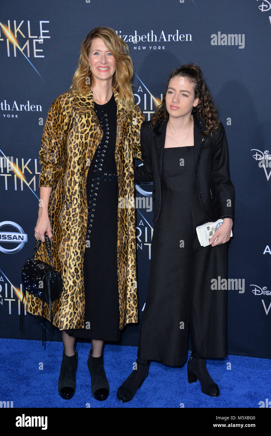 Laura dern daughter jaya harper hi-res stock photography and images - Alamy