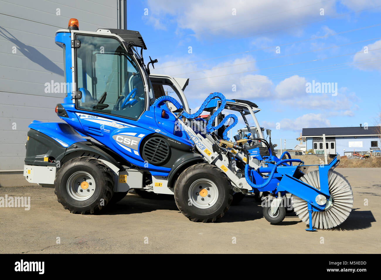 Miniloader Hi Res Stock Photography And Images Alamy