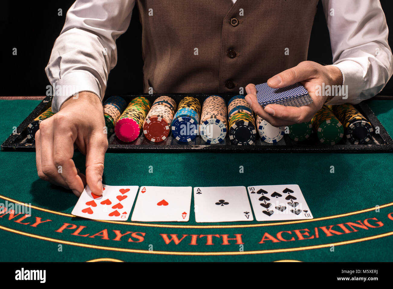 Blackjack table layout hi-res stock photography and images - Alamy