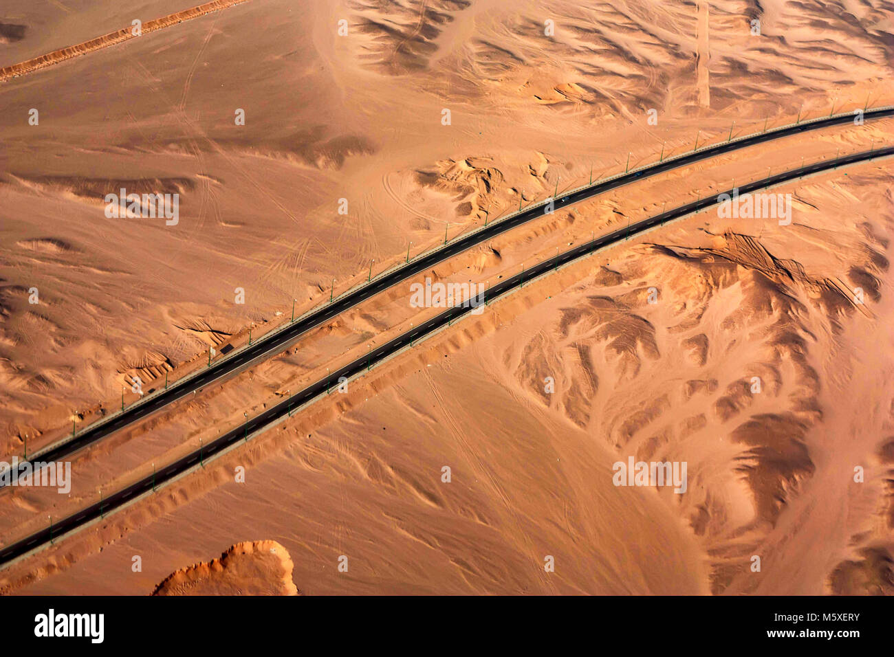 Egypt map roads hi-res stock photography and images - Alamy