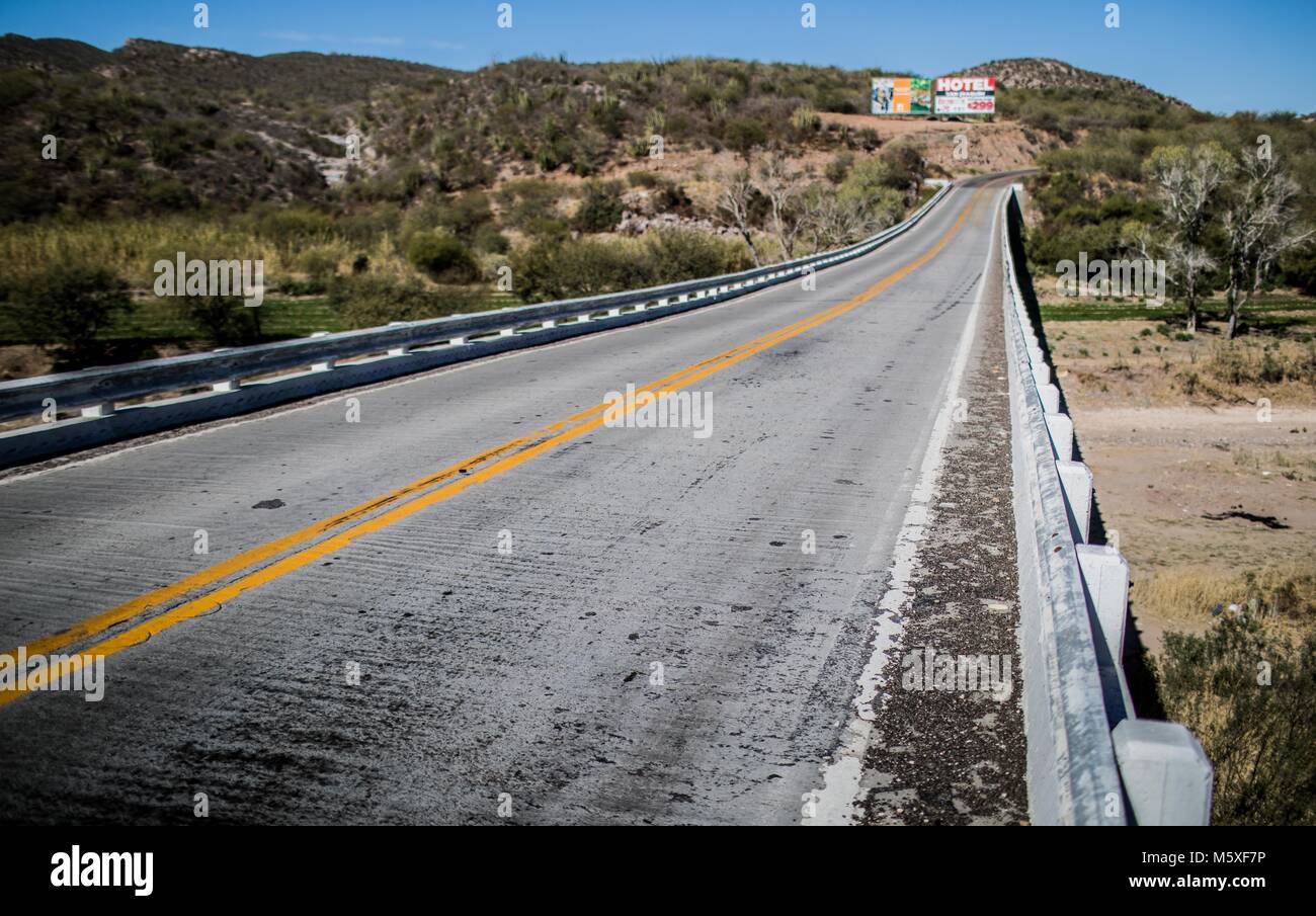 bridge and road that crosses the river. Entry and exit to the Moctezuma ...