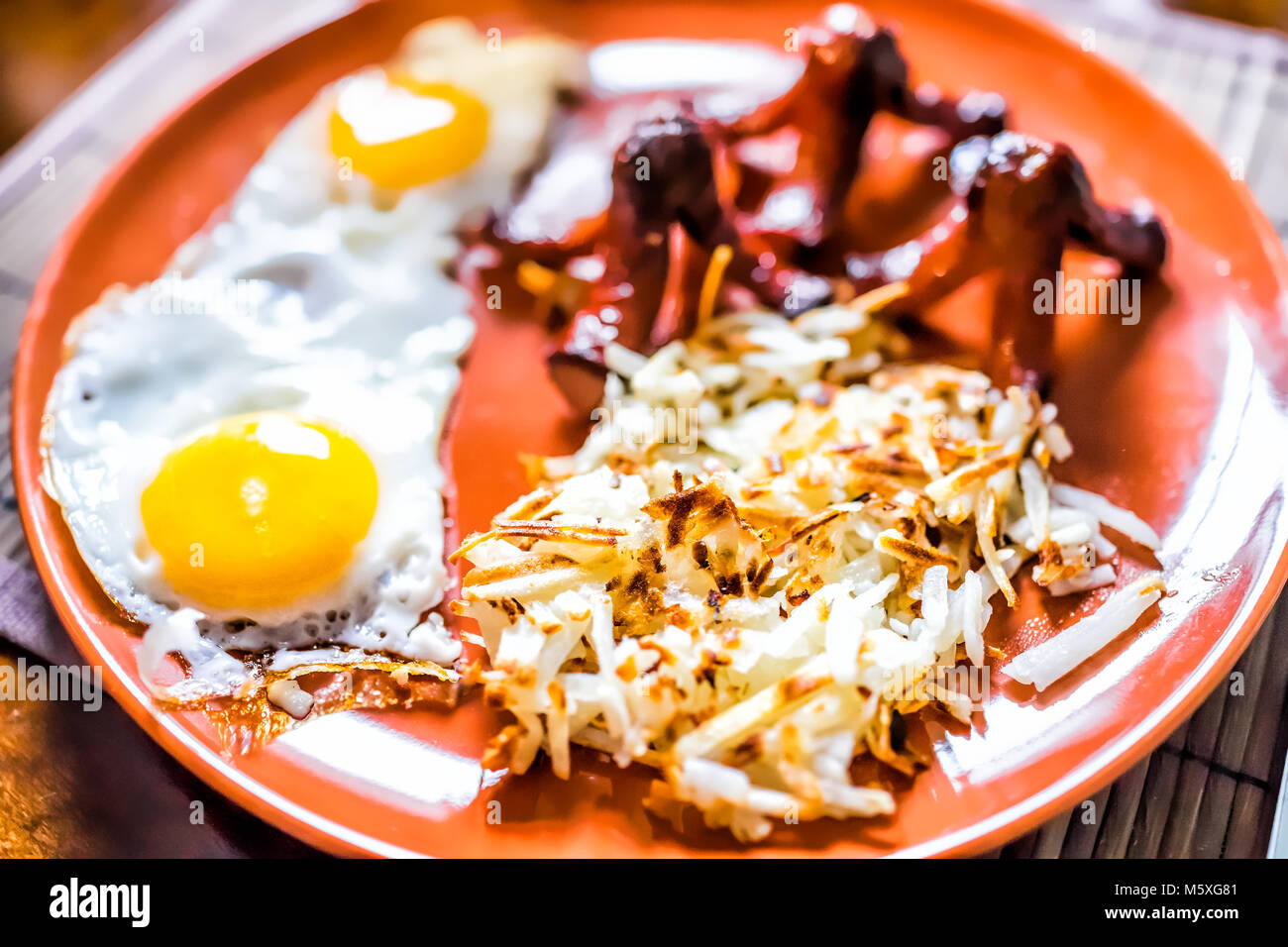 Full english breakfast hash brown hi-res stock photography and images ...