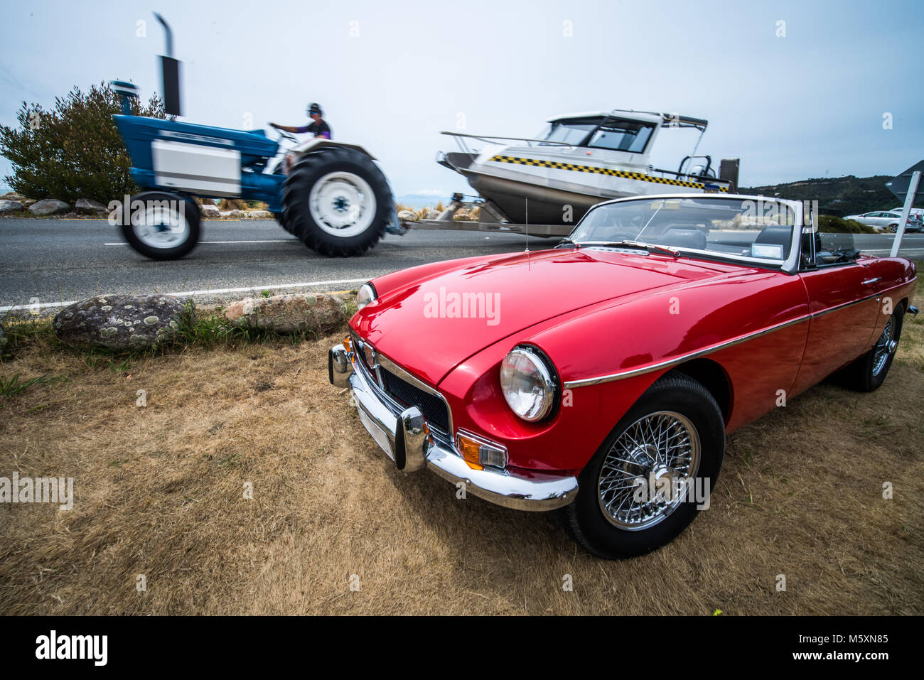 Red convertible hi-res stock photography and images - Alamy