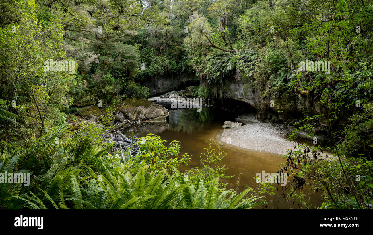 Natural arch moria gate hi-res stock photography and images - Alamy
