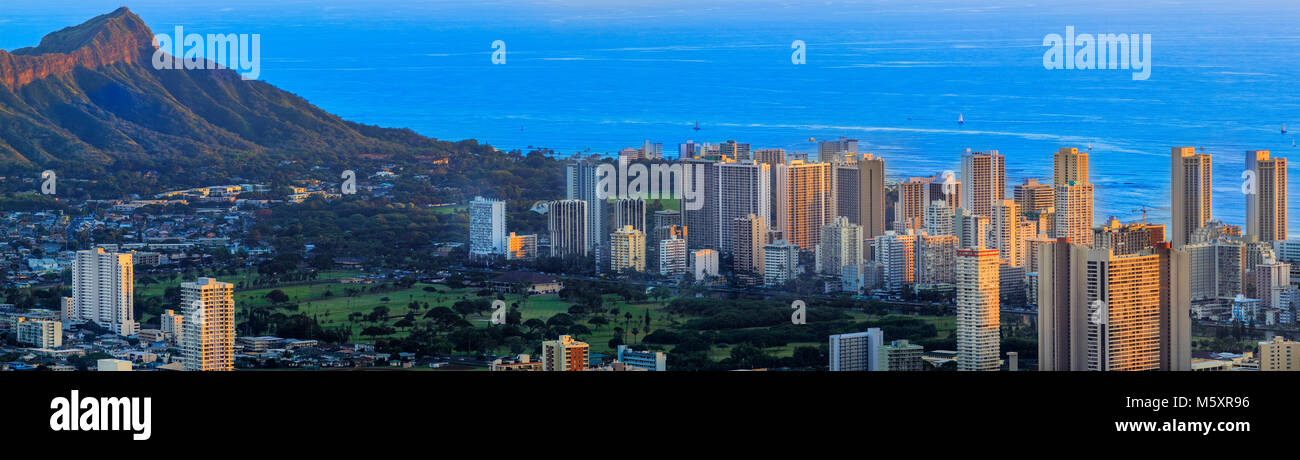 Tantalus lookout hi-res stock photography and images - Alamy