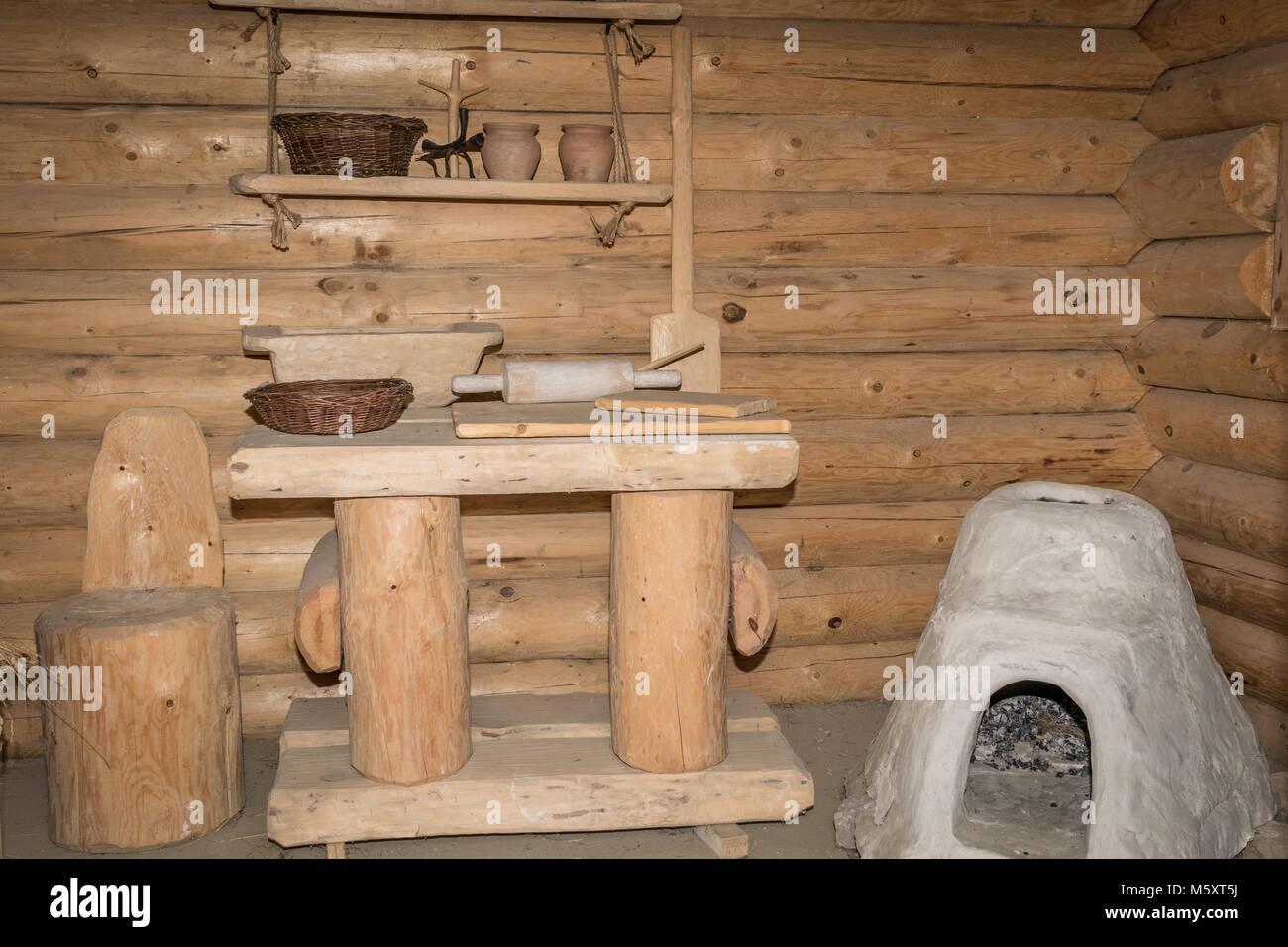 Medieval bread oven hi-res stock photography and images - Alamy
