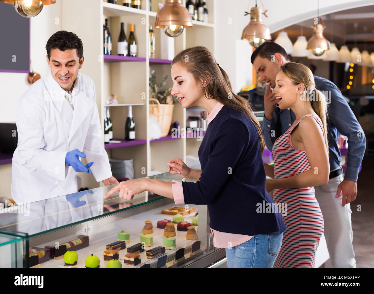 Happy seller hi-res stock photography and images - Alamy