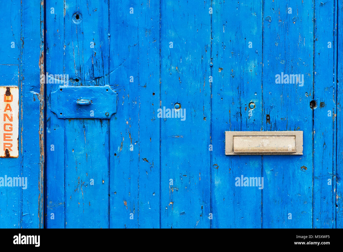 Danger blue hi-res stock photography and images - Alamy