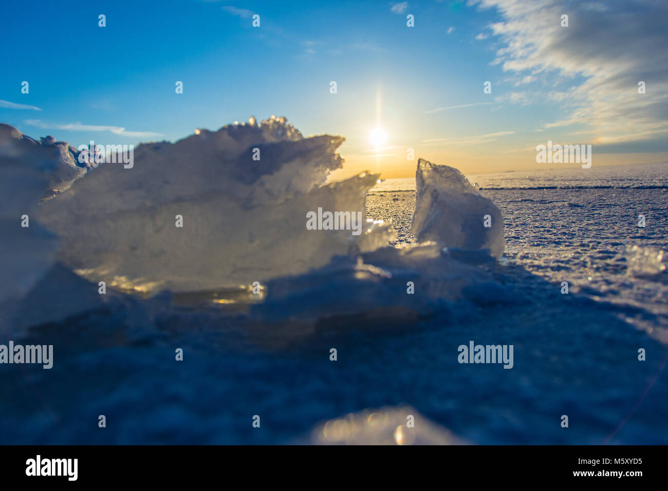Icy chunks hi-res stock photography and images - Alamy
