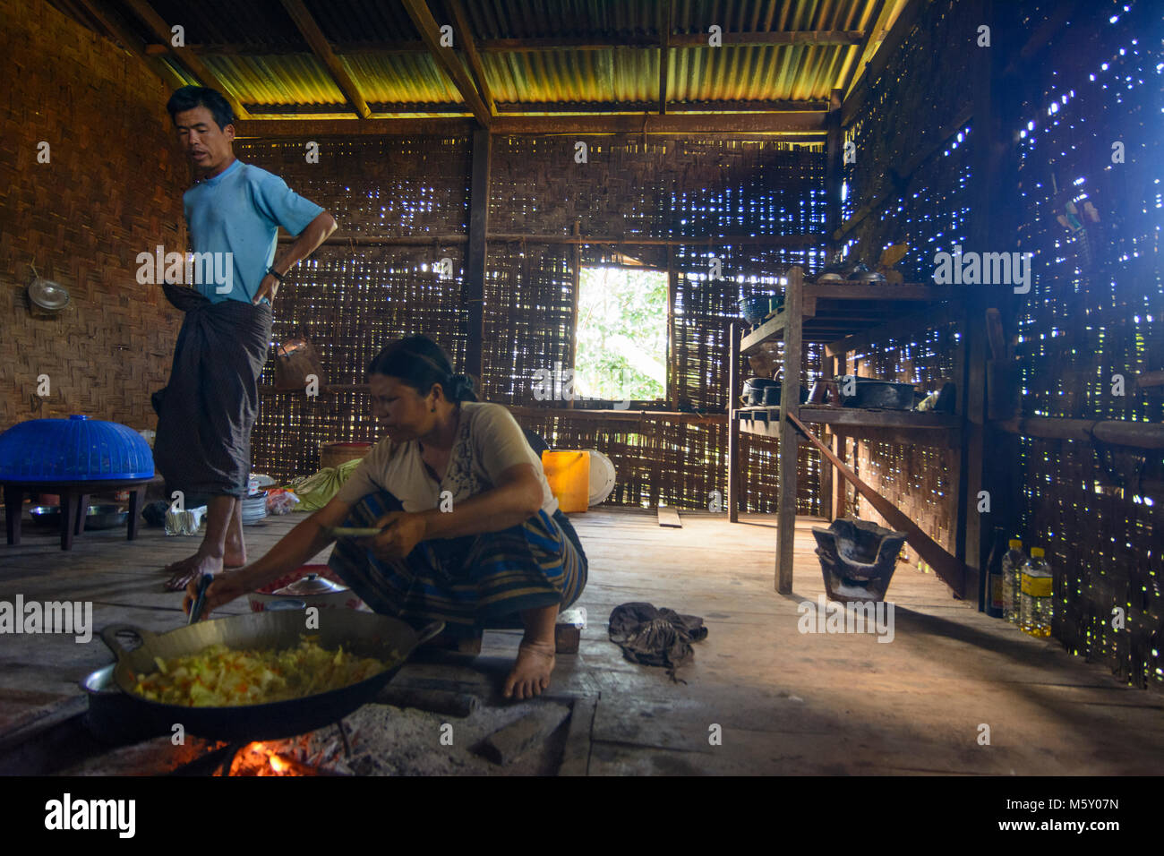 Bamboo house kitchen hi-res stock photography and images - Alamy