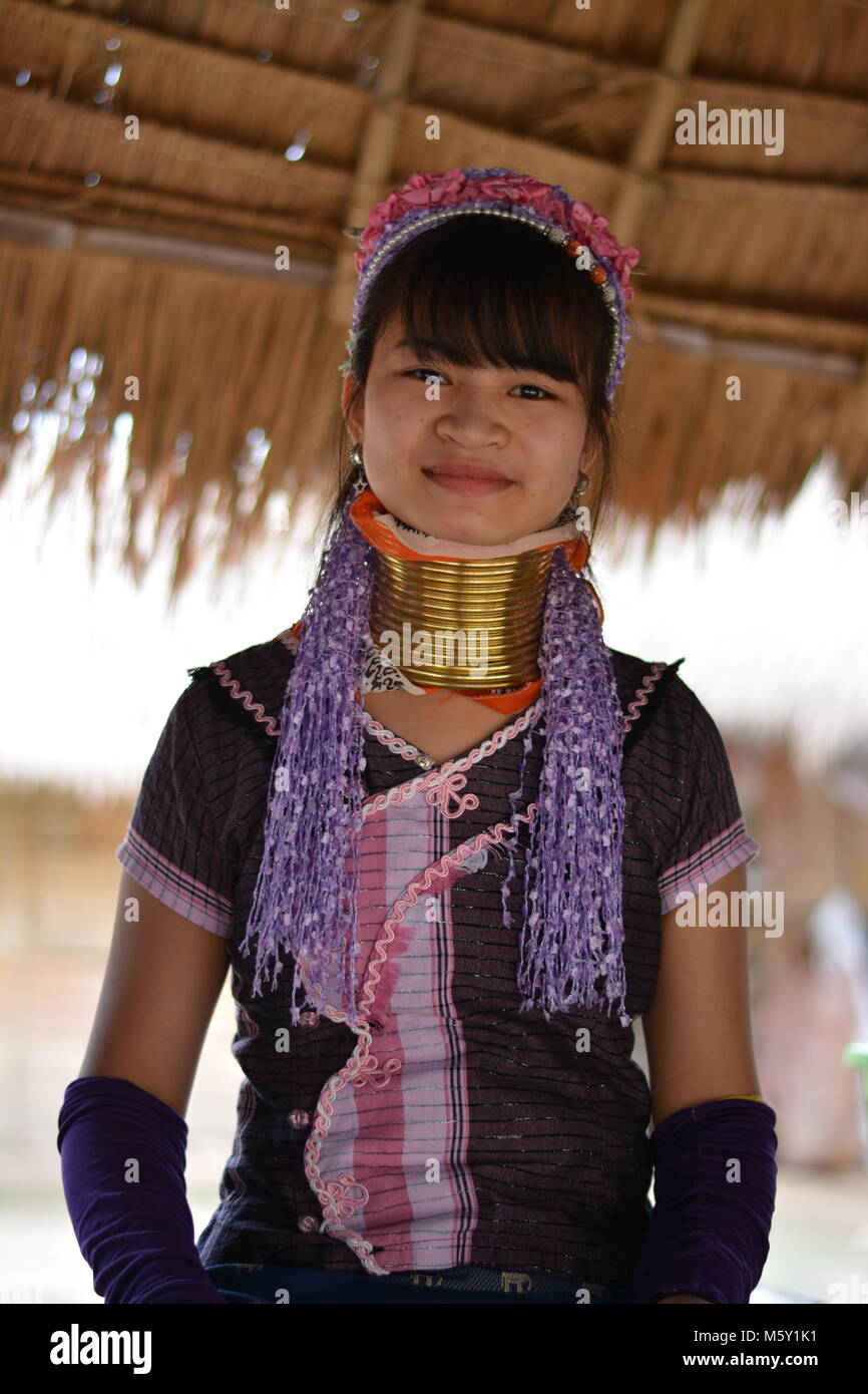 Long Neck women in a tribe near Chiang Mai in Northern Thailand Stock ...