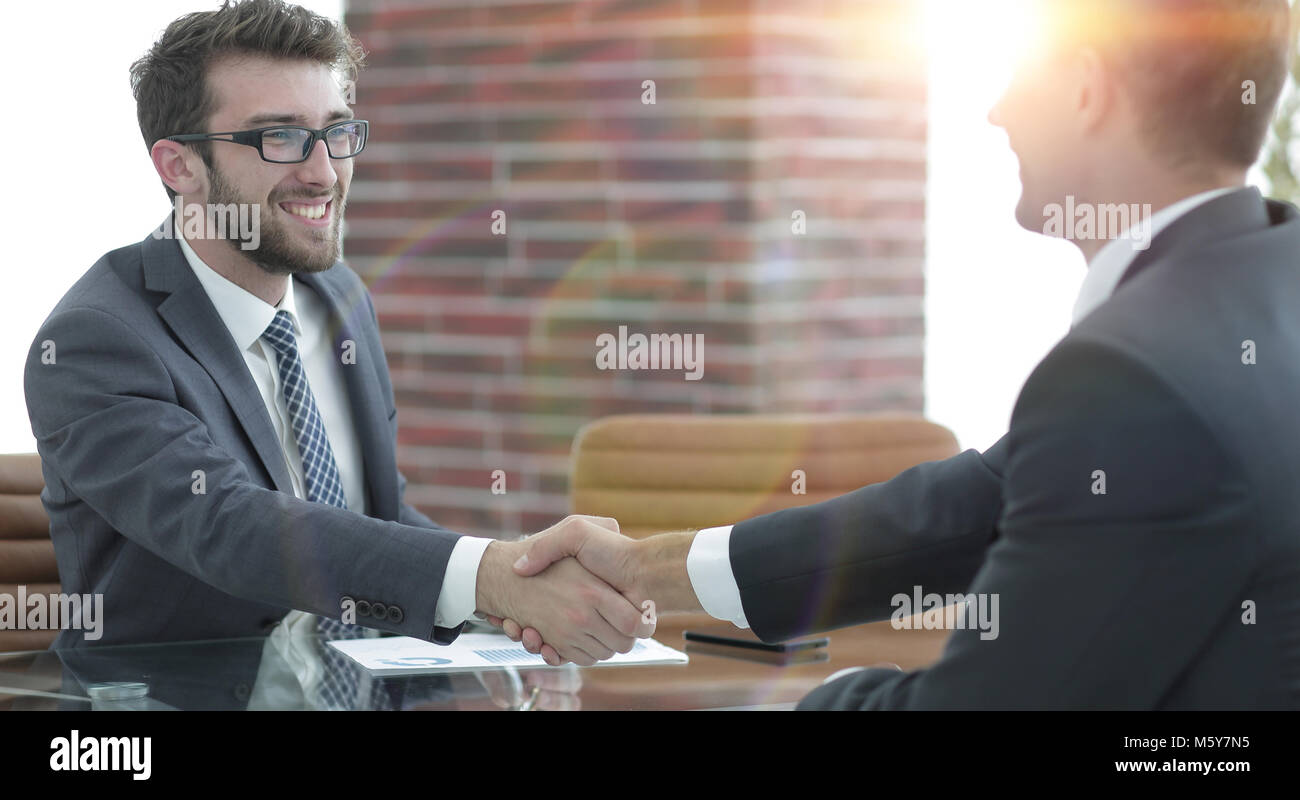 handshake business partners at a meeting in the office Stock Photo - Alamy