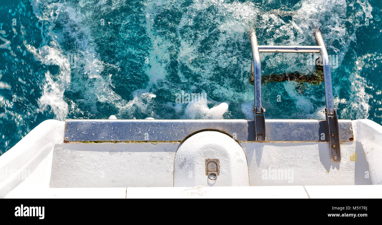 in australia ocean the rear of a catamaran yacht and sea Stock Photo ...
