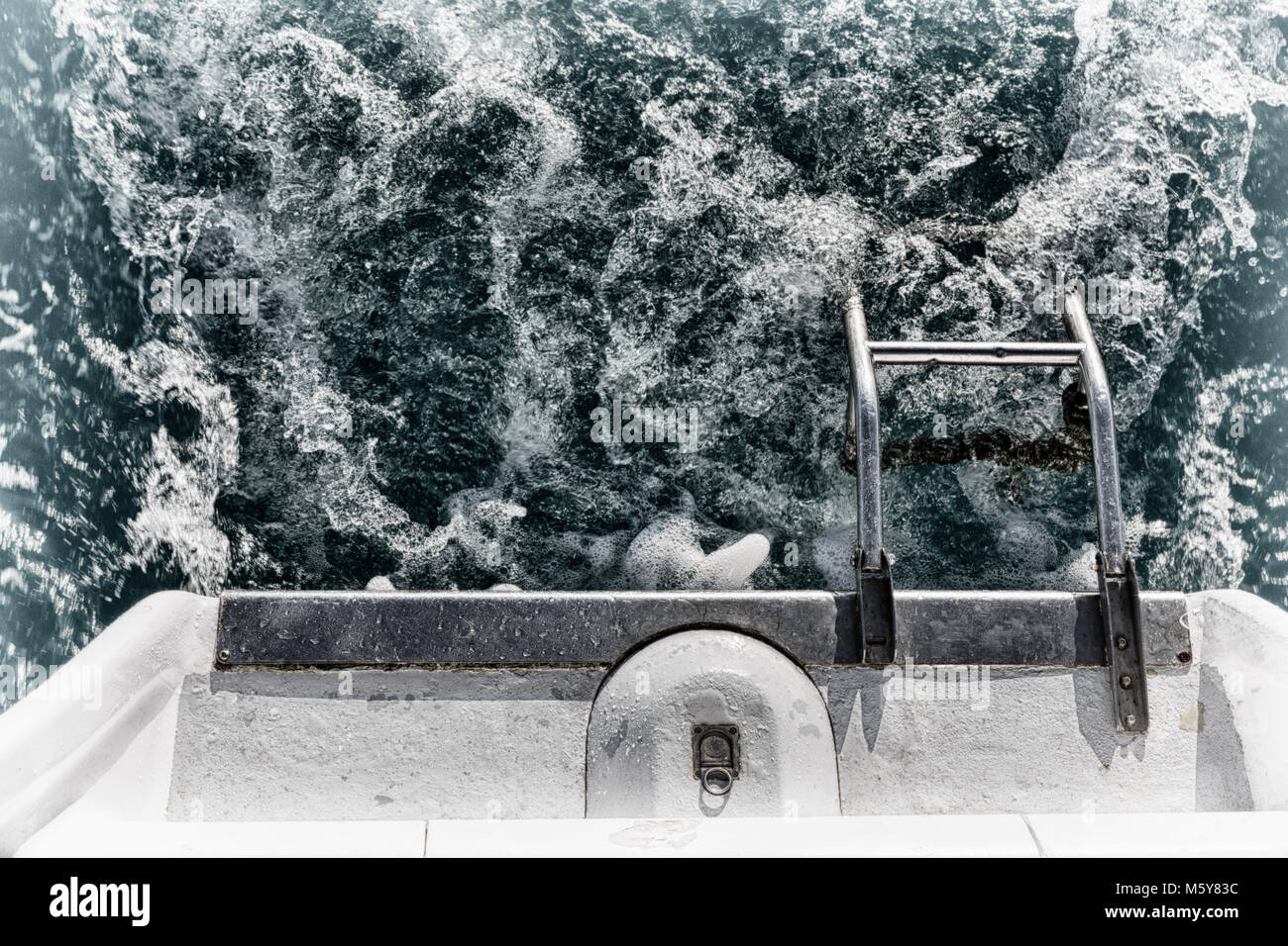 in australia ocean the rear of a catamaran yacht and sea Stock Photo ...
