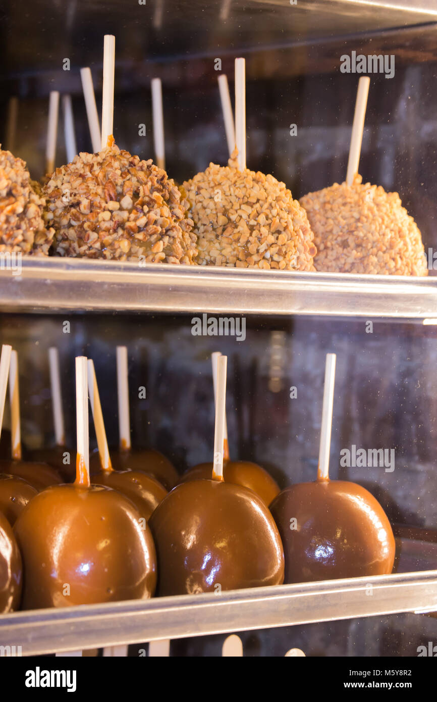 Candy shop window display hi-res stock photography and images - Alamy