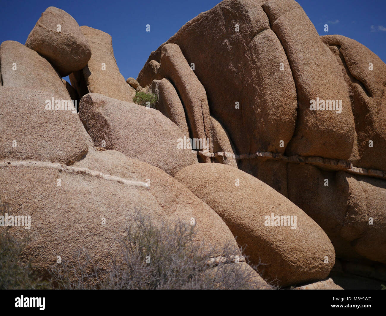 Geologic formations at Skull Rock Stock Photo - Alamy