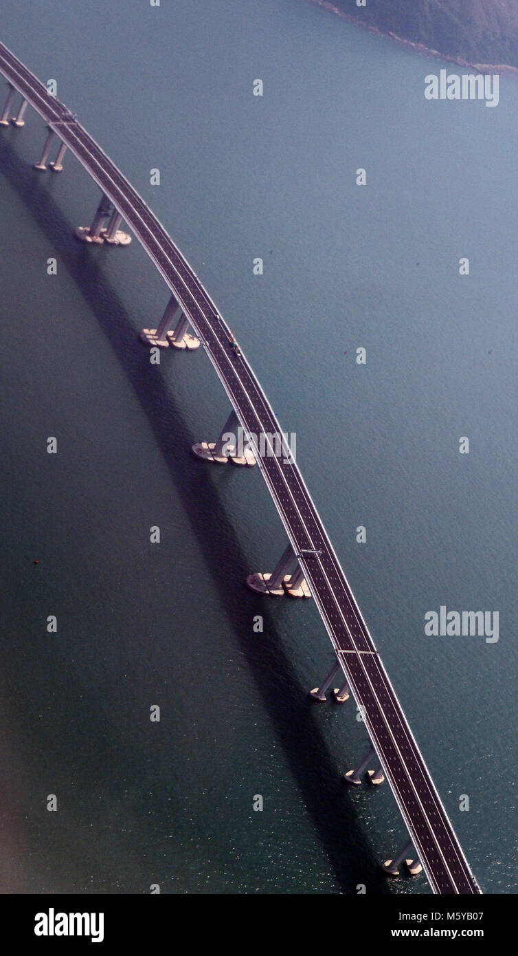 The hong kong zuhai macau bridge hi-res stock photography and images ...