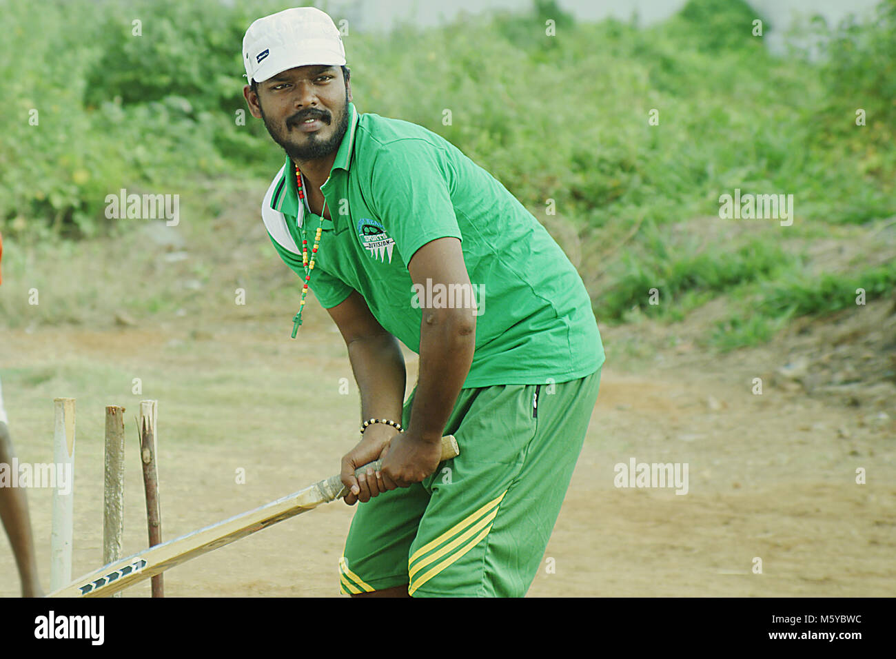 Cricket bat and ball closeup hi-res stock photography and images - Alamy