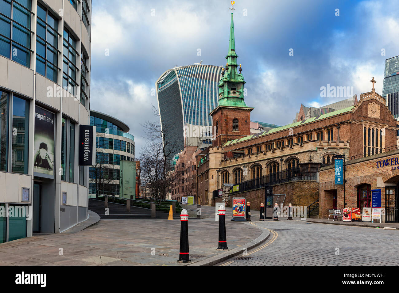 Modern anglican church buildings hi-res stock photography and images ...
