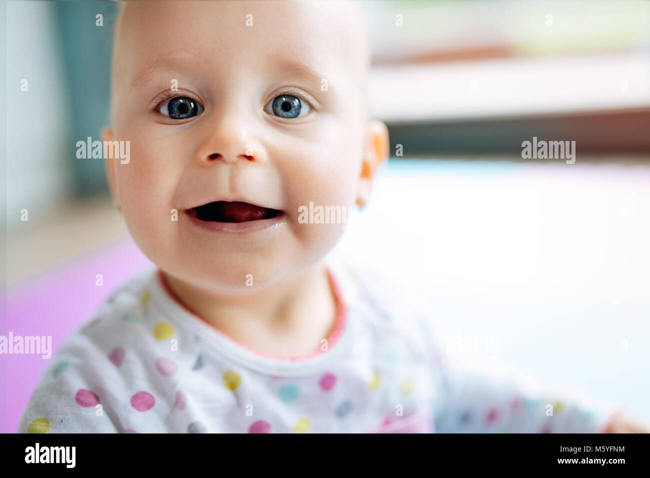 Portrait of pretty baby girl Stock Photo - Alamy