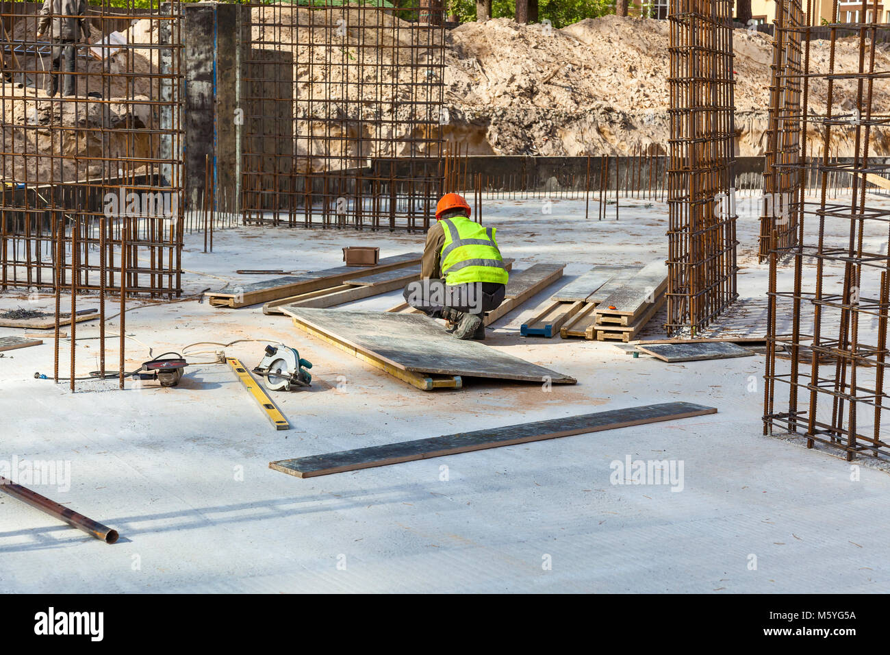 Design of reinforcement cage of reinforcement for concrete frame house ...