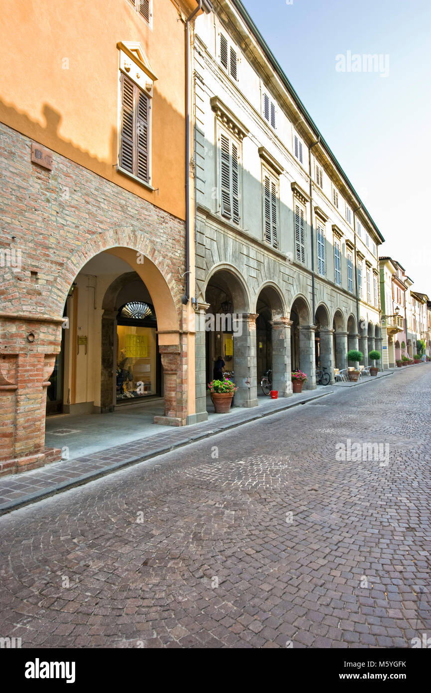 Via Roma, Busseto, province of Parma, Emilia Romagna, Italy Stock Photo ...