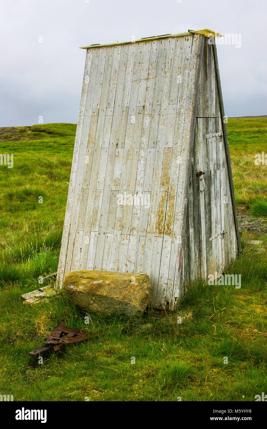 little shelter hut in green iceland Stock Photo - Alamy