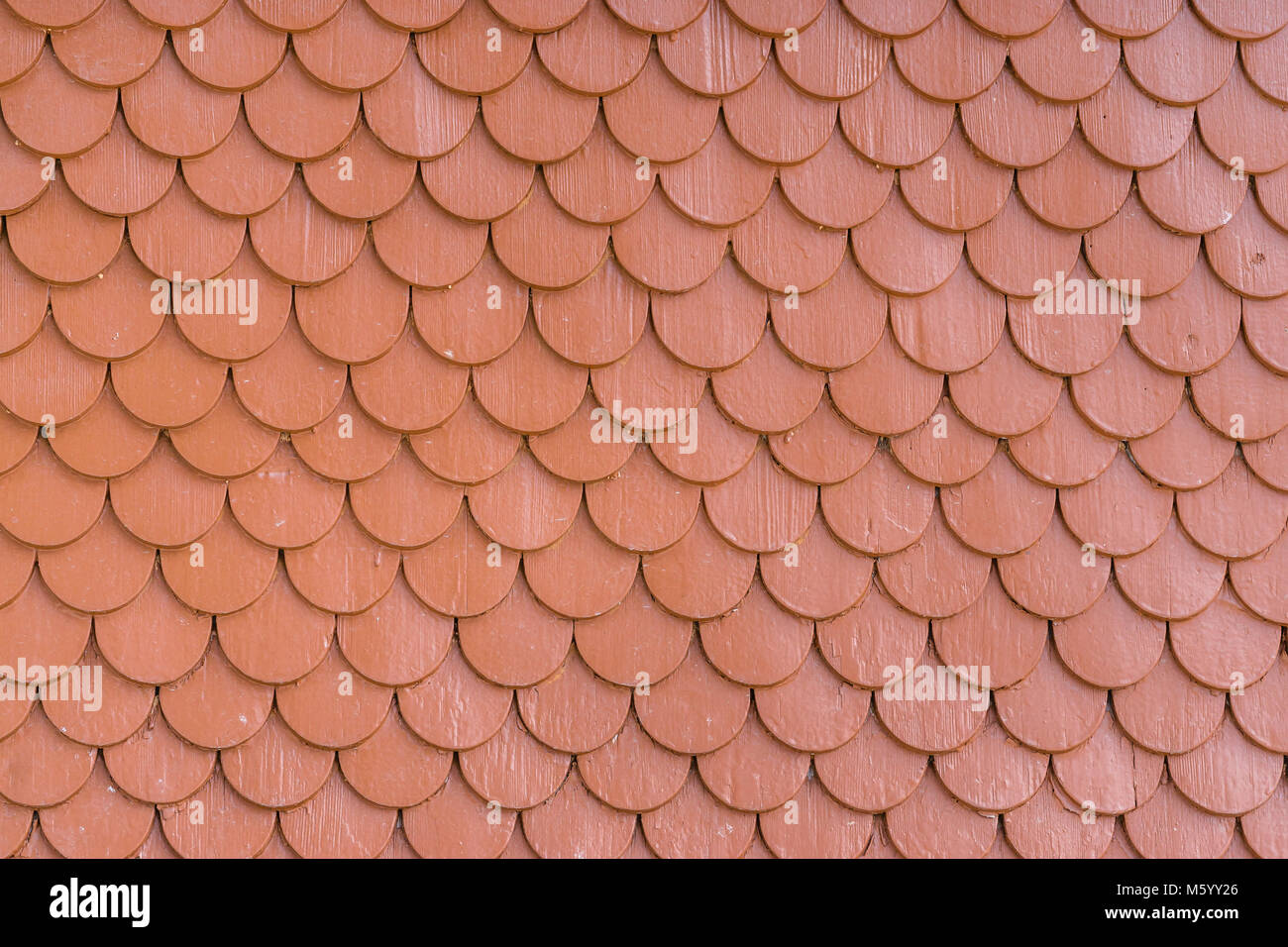 Red painted wood tiling roof wall texture background Stock Photo - Alamy