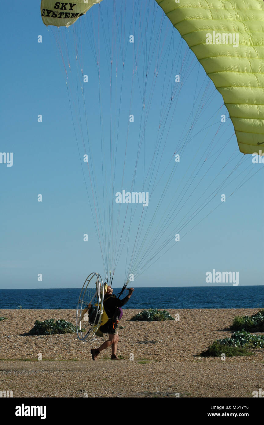 Pilot chute hi-res stock photography and images - Alamy