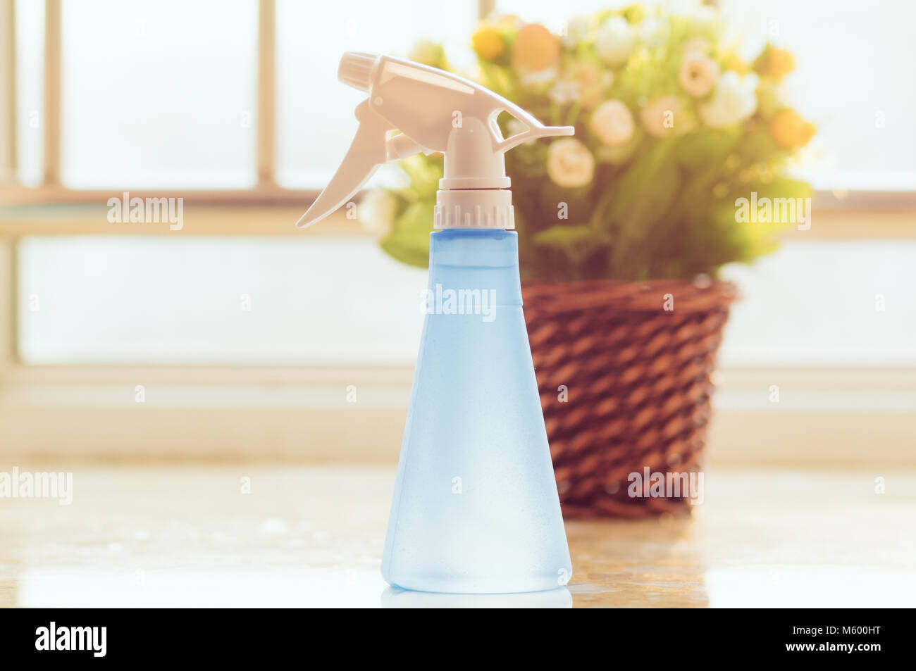 Spray bottle close ups hi-res stock photography and images - Alamy