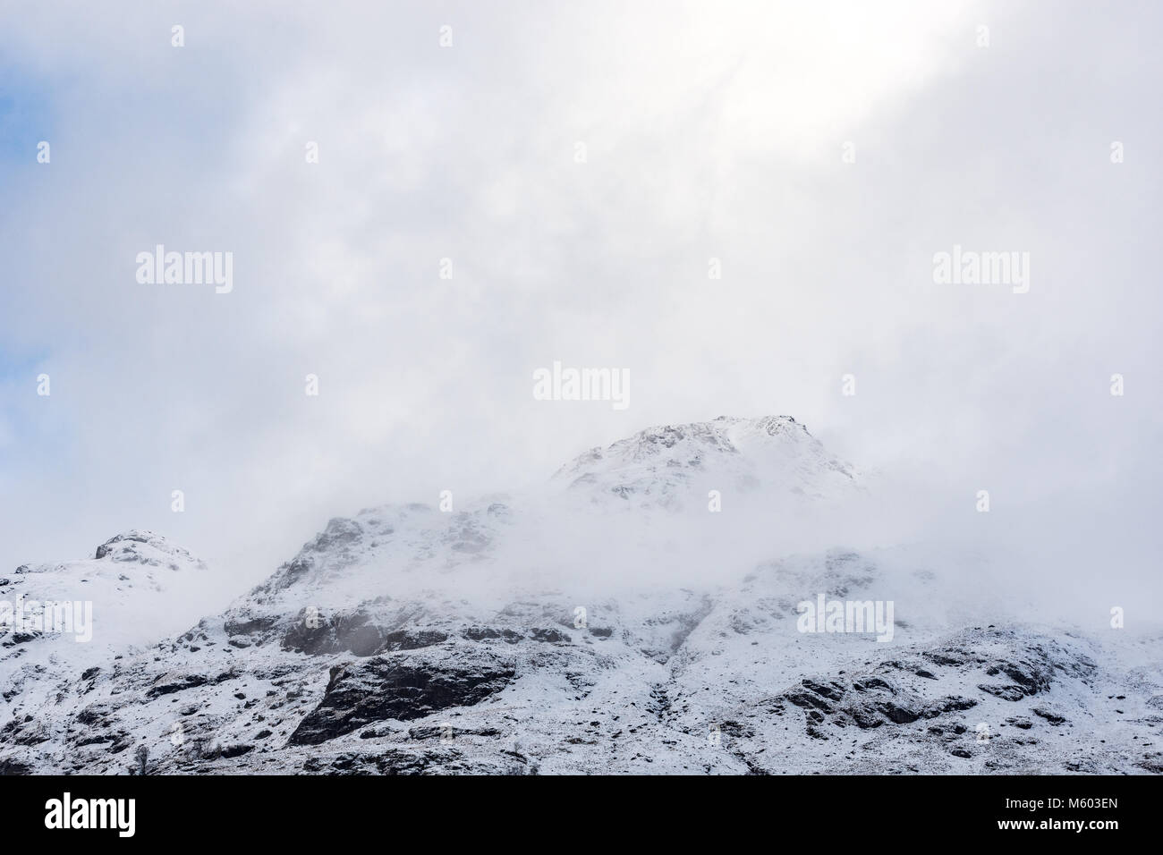 snow capped hillside Stock Photo - Alamy