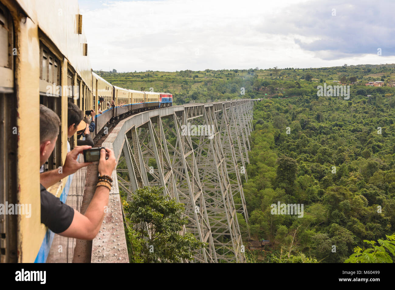 Nawnghkio: Goteik viaduct (Gohteik, Gok Teik), railway trestle bridge ...