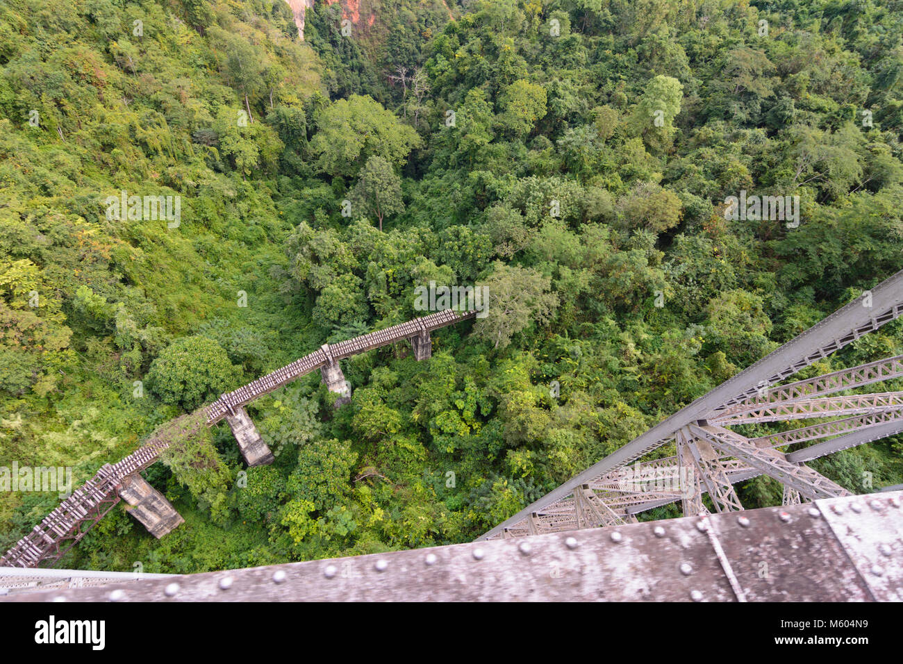 Nawnghkio: Goteik viaduct (Gohteik, Gok Teik), railway trestle bridge ...