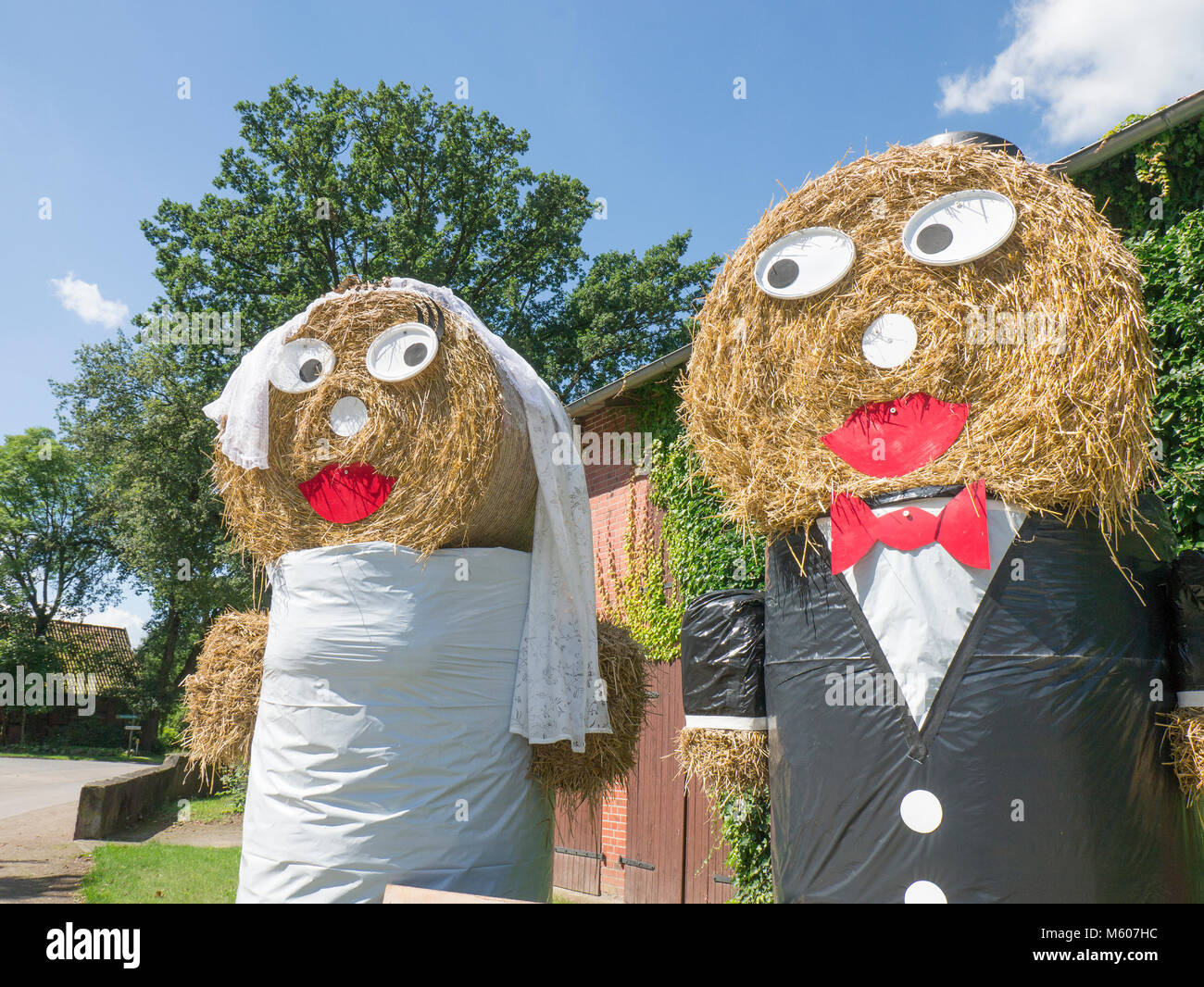 Doll bride hi-res stock photography and images - Alamy